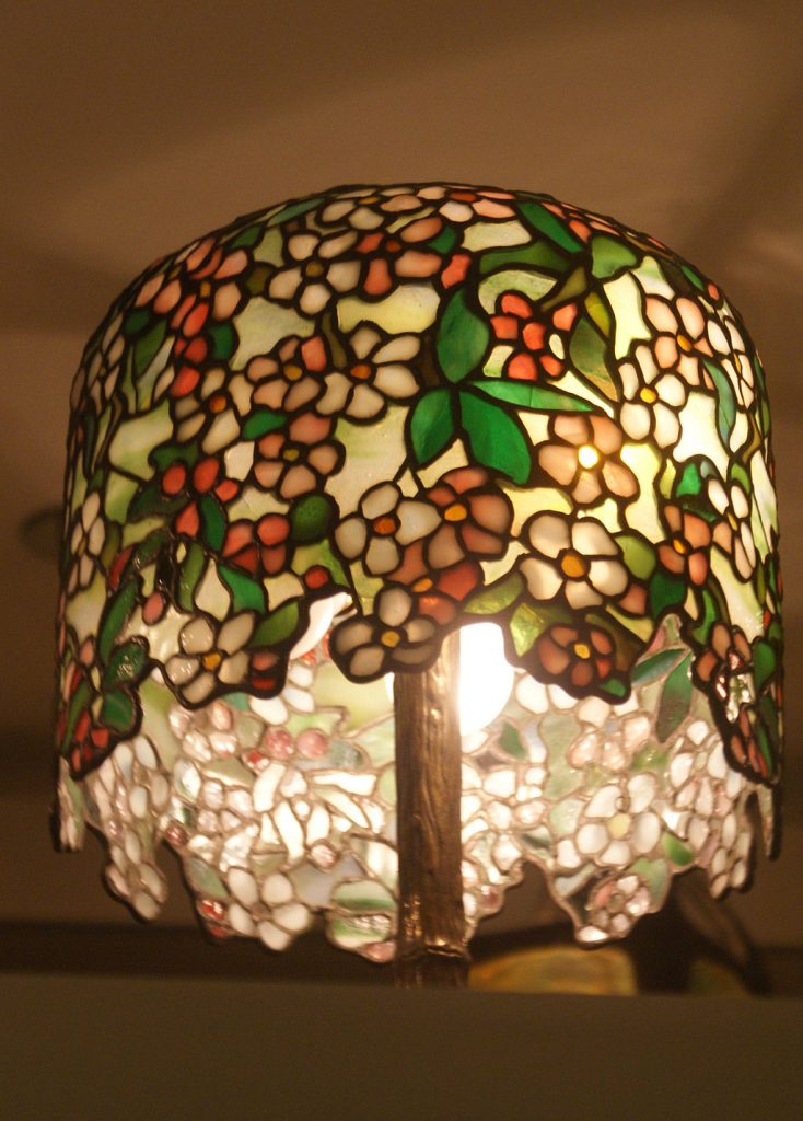 Fresh light on spring blooms: Clara Driscoll and the ‘Tiffany Girls ...